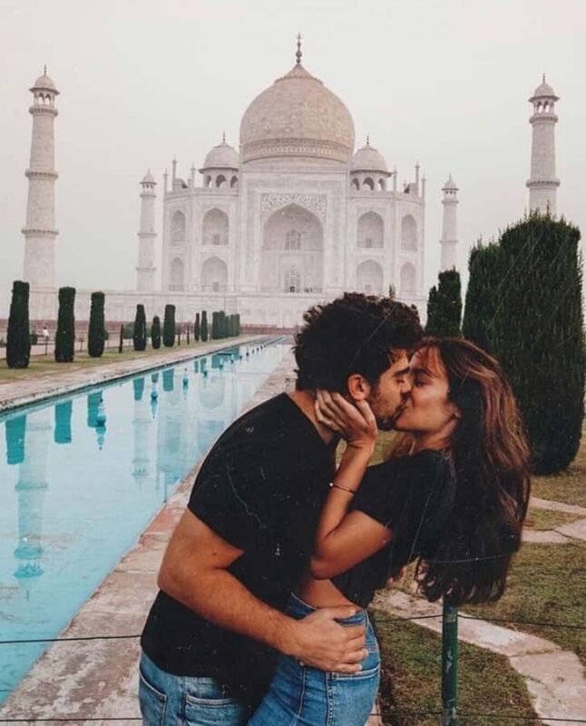 Agra: Skip-the-Line Taj Mahal Sunrise & Agra City Tour - Strolling Through Local Streets and Markets