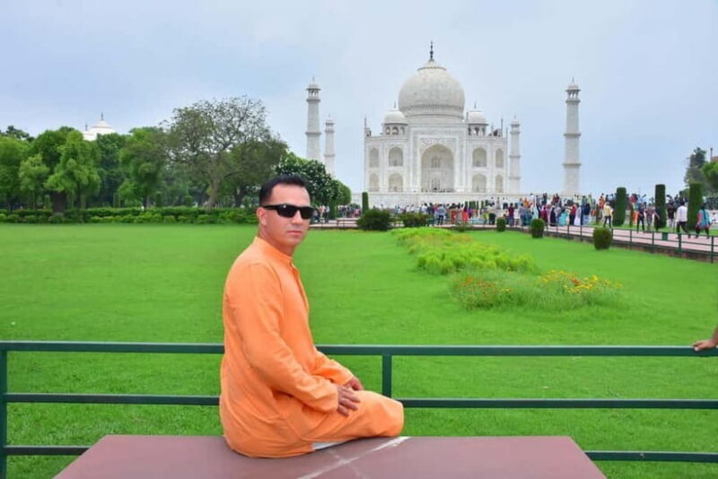 Agra: Skip-the-Line Taj Mahal Ticket with Guide Option - A Close Look at the Experience