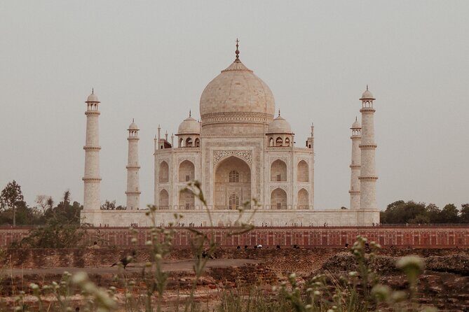 Agra Story and Curated Experiences Day Tour - Key Points