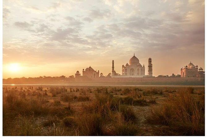 Agra: Street Food and Walk Tour with Spice Market by Tuk-Tuk - A Day in Agra’s Streets: What to Expect