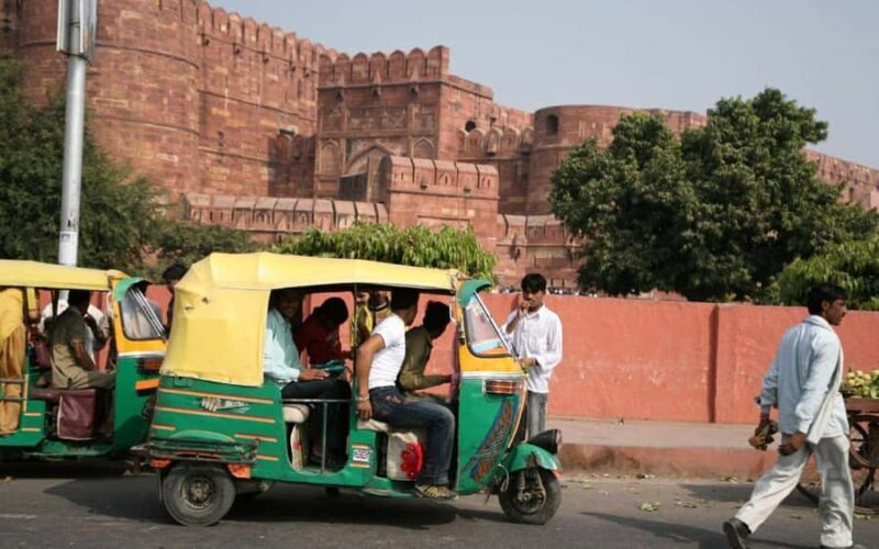 Agra: Street Food, Spice Bazaars Walking Tour & Tuk-tuk Ride - Exploring Agra: Street Food, Spice Bazaars Walking Tour & Tuk-tuk Ride