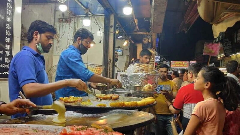 Agra: Street Food Walking Tour, Spice Market, & Tuk-tuk Ride - A Deep Dive into the Agra Street Food & Spice Market Tour