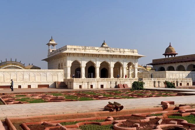 Agra: Taj Mahal, Agra Fort and Fatehpur Sikri Guided City Tour - What We Learned from Past Travelers