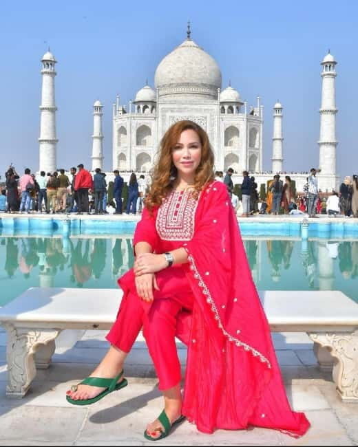 Agra: Taj Mahal & Agra Fort Tour in Traditional Attire - FAQs