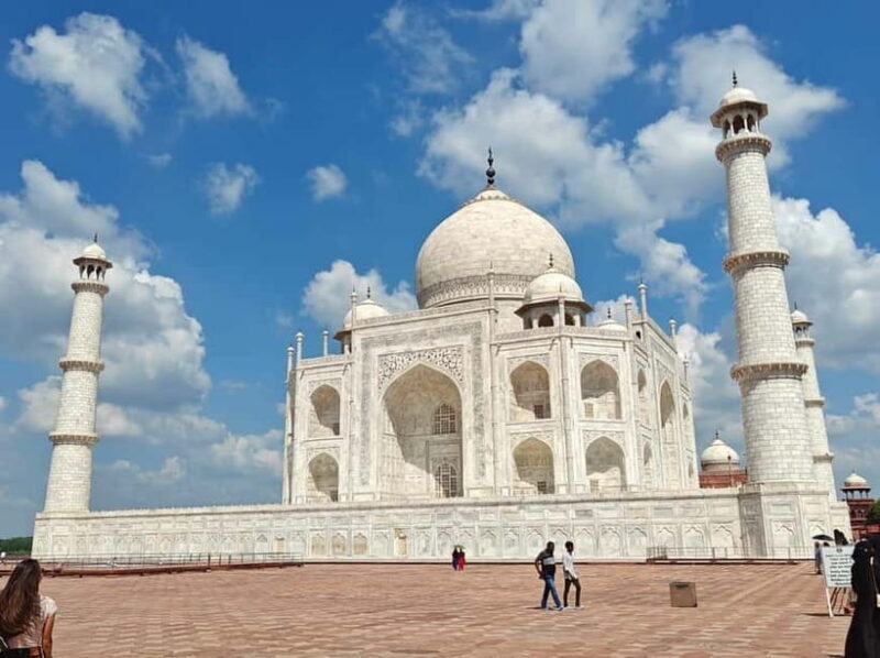 Agra: Taj Mahal and Mausoleum Guided Tour with Skip-the-Line - What’s Included and What’s Not?