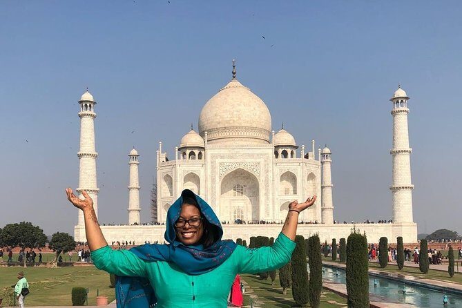 Agra Taj Mahal Budget Tour by Gatimaan Express Train - The Convenience of the Gatimaan Express