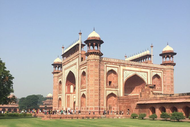 Agra Taj Mahal Budget Tour by Gatimaan Express Train - The Return Journey and End of Tour