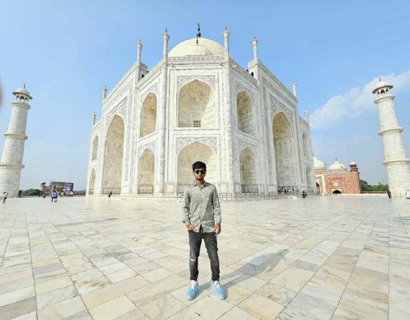 Agra: Taj Mahal Fast Track Entry Tickets with Expert Guide - Key Points