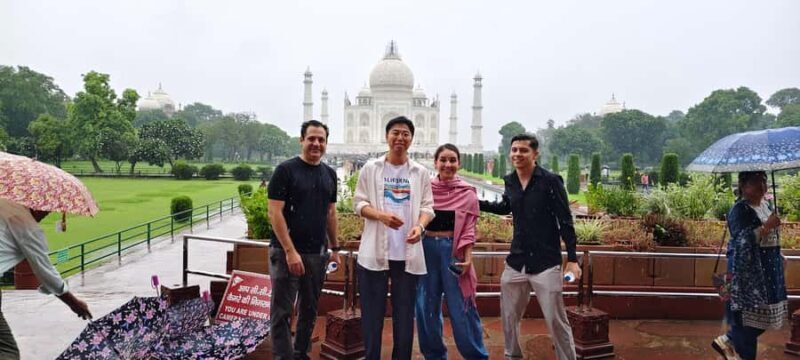 Agra: Taj Mahal Guided Tour with Fast Track Entry - What Do Travelers Say?