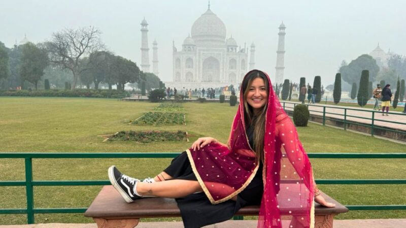 Agra: Taj Mahal Guided Tour with Skip The Line - Key Points