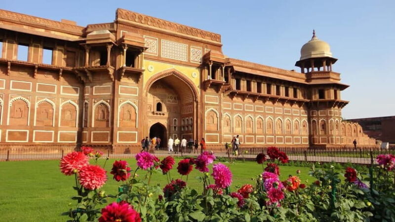 Agra: Taj Mahal Skip-the-line Guided tour with Transfer - Key Points