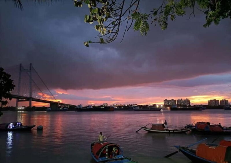 Agra: Taj Mahal Walking Tour with Street Food Tour - Experience Breakdown: What to Expect on the Tour