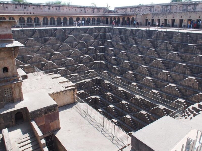 Agra to/from Jaipur with visiting stepwell & Sikri All Incl. - Frequently Asked Questions