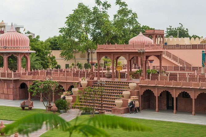 Agra to Jaipur drop with Stepwell & fatehpur visit & Chouki Dhani - Key Points