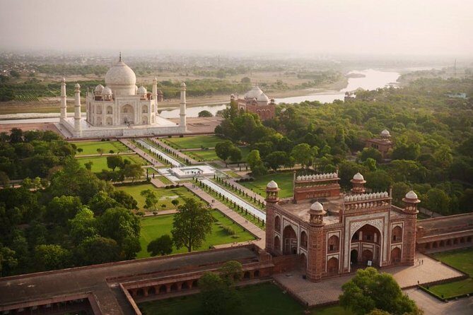 Agra tour by Royal Enfield motorbike - The Sum Up