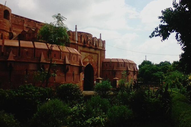 Agra tour from Delhi in First Class Train - Why This Tour Offers Great Value