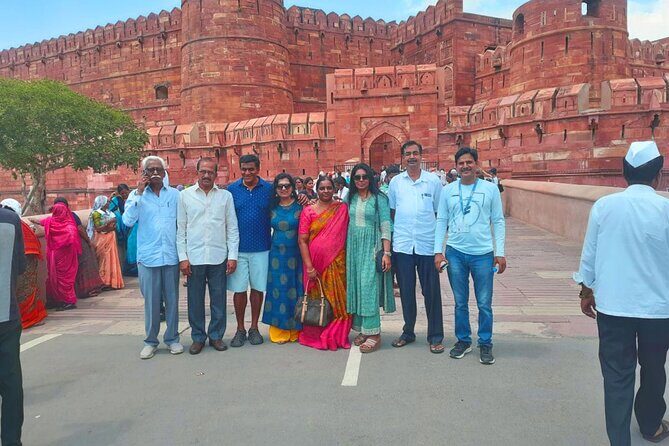 Agra Tour With Taj Mahal, Agra Fort and Fatehpur Sikri - Exploring Agra Fort