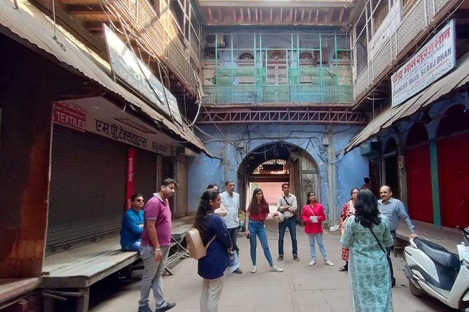 Agra Walking Tour - A Balanced Look at the Agra Walking Tour