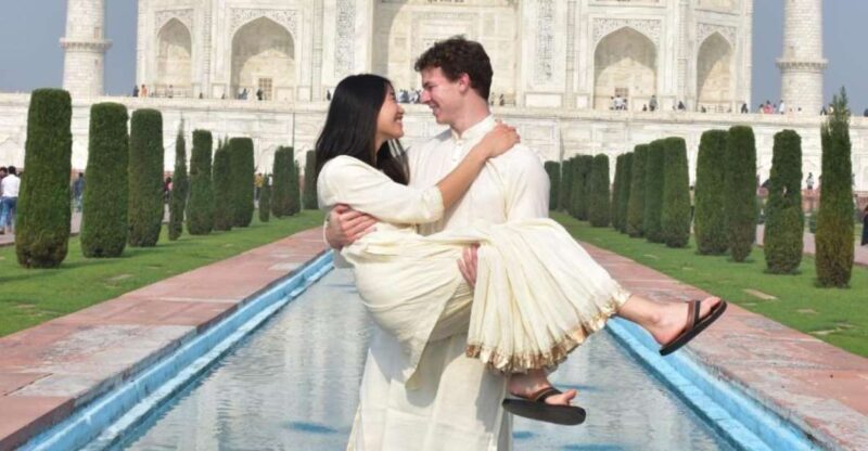 Agra:Taj Mahal Skip-The-Line Guided Tour with Breakfast - An In-Depth Look at the Tour Experience