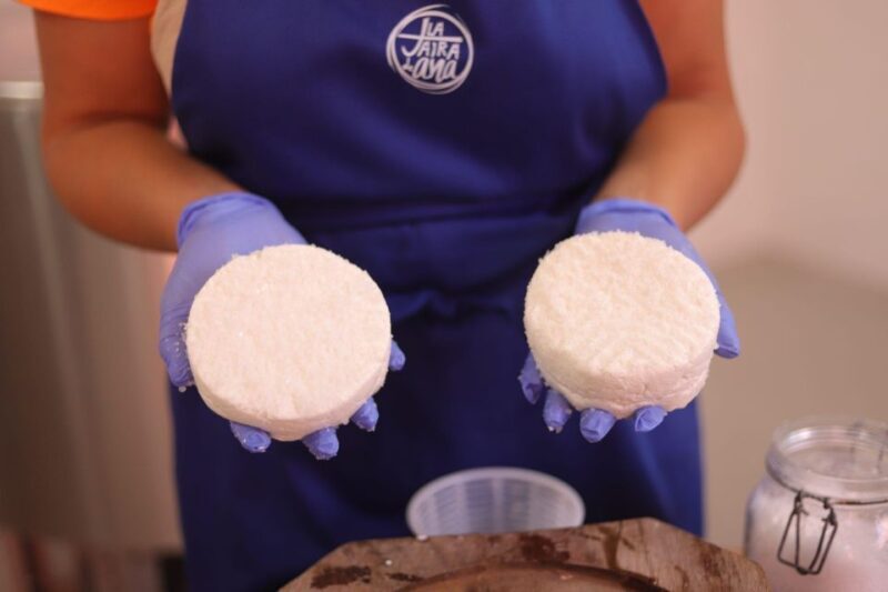Aguïmes : Cheese Making Workshop at la Jaira de Ana - Aguïmes: Cheese Making Workshop at la Jaira de Ana — A Tasty Dive into Local Flavors