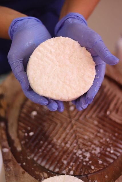 Aguïmes : Cheese Making Workshop at la Jaira de Ana - Tasting and Taking Your Cheese Home