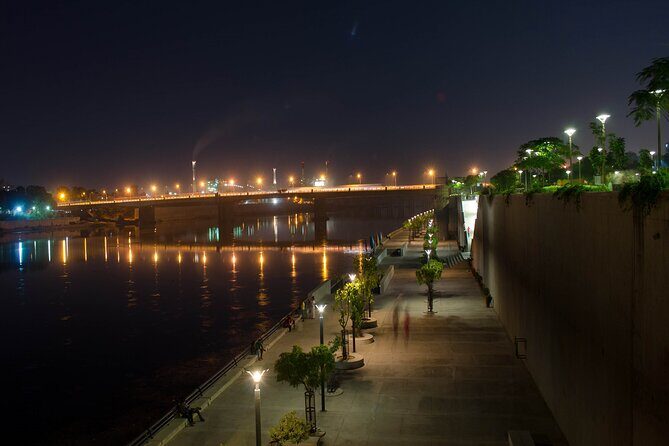 Ahmedabad Night Walk (2 Hours Guided Walking Tour) - What’s the Ahmedabad Night Walk All About?