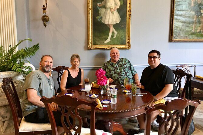 Airboat and Plantations Tour with Gourmet Lunch from New Orleans - FAQ