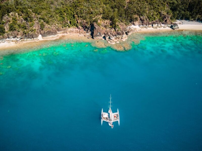 Airlie Beach: 2-Day Whitsunday Islands Sailing Snorkel Tour - An Authentic Sailing Experience in the Heart of the Whitsundays