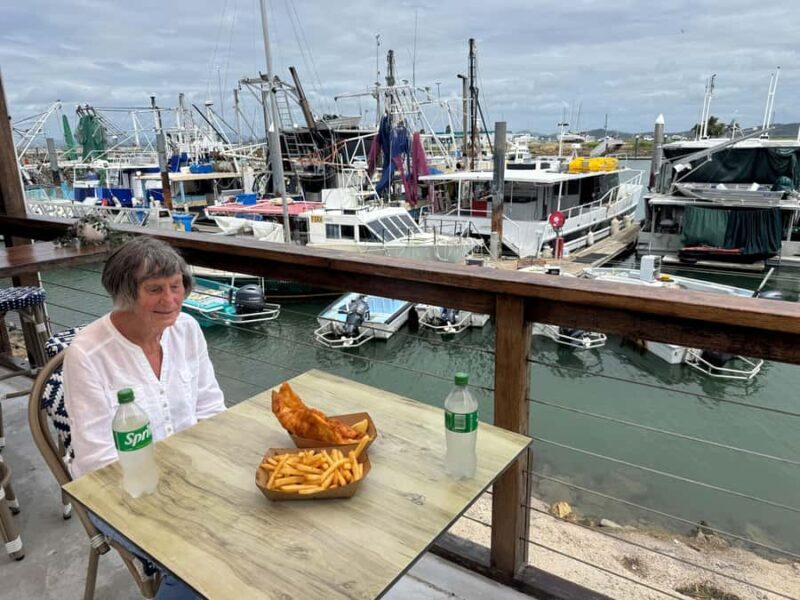 Airlie Beach: Beautiful Bowen Beaches and Seafood Day Trip. - Flagstaff Hill: The Grand Finale