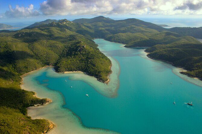 Airlie Beach Tandem Skydive Over the Whitsunday Islands - What the Reviews Say