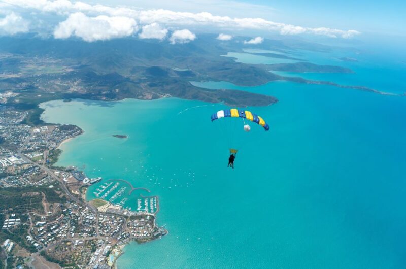 Airlie Beach: Tandem Skydive over the Whitsundays - Who This Tour Is Perfect For