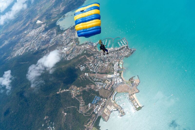 Airlie Beach: Tandem Skydive over the Whitsundays - Frequently Asked Questions