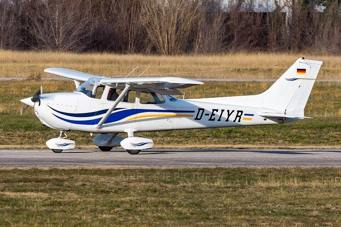 Airplane Transfer between Ratmalana Airport (RML) and Batticaloa Airport (BTC) - Key Points