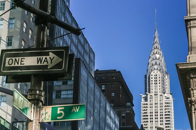 Airport Luxe departure ride from NY Hotels by Stretch Limousine,Sedan or Minibus - What Sets This Service Apart