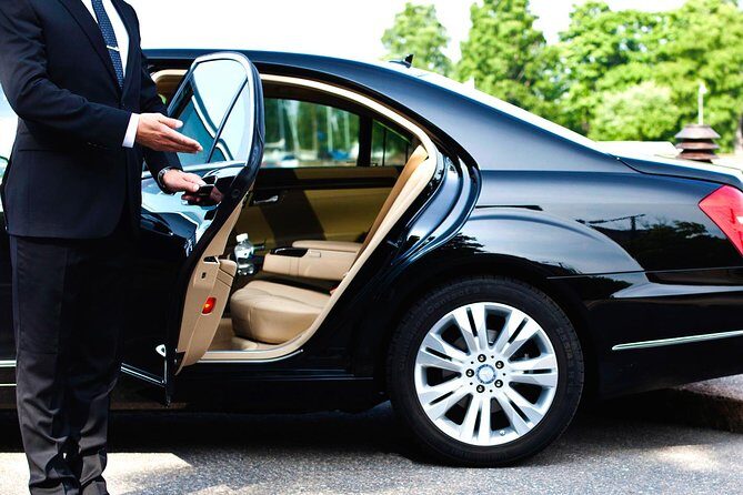 Airport pick up and transfer from Danang airport to Hoian - Key Points