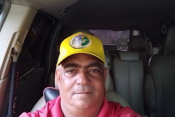 Airport port silver taxi transfer private to pop center - Who Should Consider This Transfer?