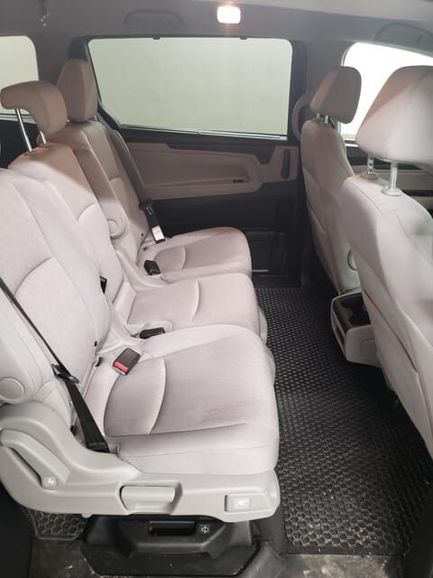 Airport Shuttle Services - Airport Shuttle Services in Quebec: A Practical Guide for Travelers