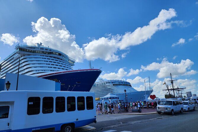 Airport SJU to San juan or Carolina Turist. Vice versa. One way - Deep Dive into the Experience