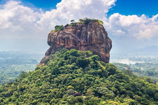 Airport Taxi Transfers from Colombo Airport to Sigiriya - Introduction