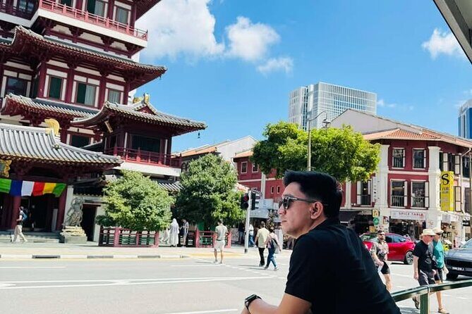 Airport to City and Food Private Tour for Layover and Transit - FAQ