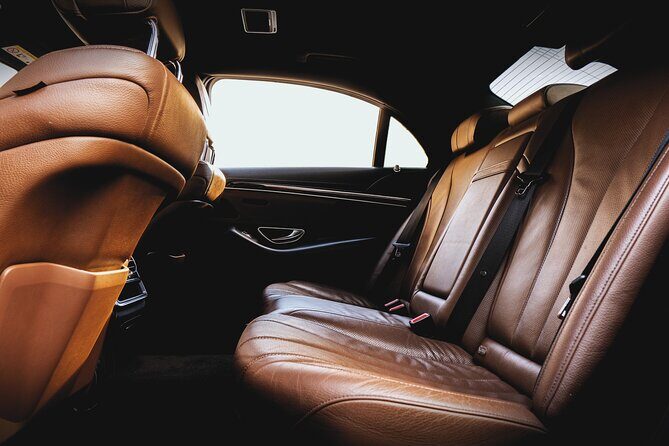 Airport to Cracow transfer by Luxurious VIP limo - What to Expect from the VIP Limousine Transfer