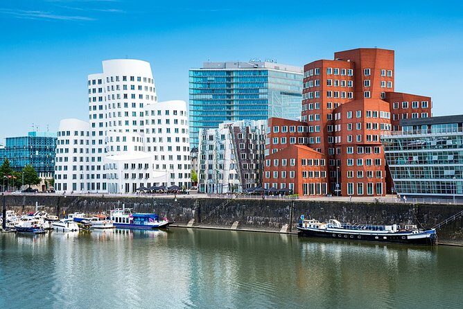Airport Transfer: Airport DUS to Dusseldorf by Luxury Van - FAQ