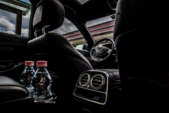 Airport Transfer and City Orientation Private Tour in Budapest - Introduction