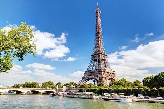 Airport Transfer Paris - Disneyland - Minivan 1-8 Passengers - An Honest Look at the Experience
