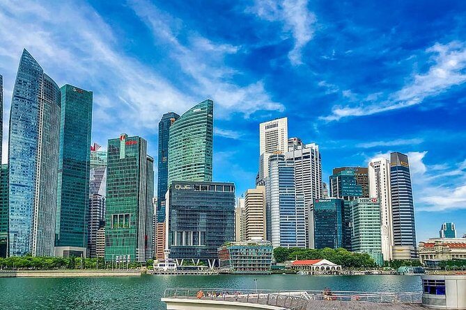 Airport Transfer: SIN Airport to Singapore by Luxury Car - Key Points