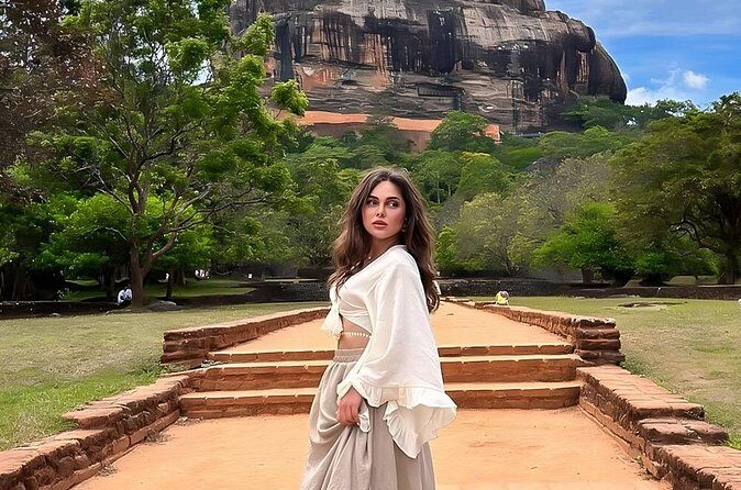 Airport Transfer to Colombo Ella Galle Sigiriya Kandy and More - Why Travelers Love This Service