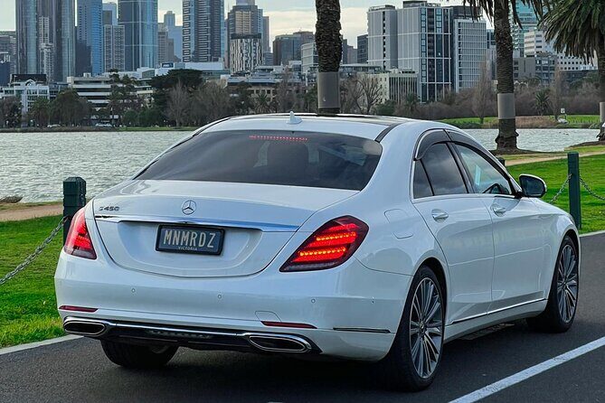 Airport Transfers - Chauffeur Car & Limo Services of Melbourne - FAQs