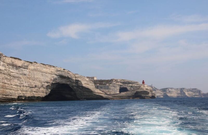 Ajaccio/Porticcio: Lavezzi Islands/Bonifacio Caves Boat Tour - Authenticity and Guide Expertise