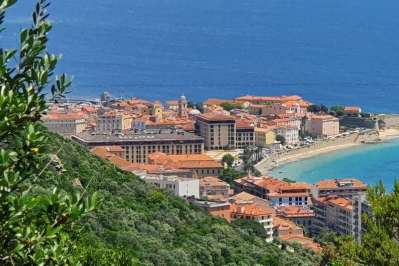 Ajaccio: Private custom tour with a local guide - The Value of a Knowledgeable Guide