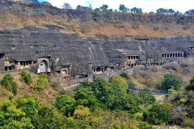 Ajanta & Ellora Caves (One-Day Tour) - Who’s this tour best suited for?